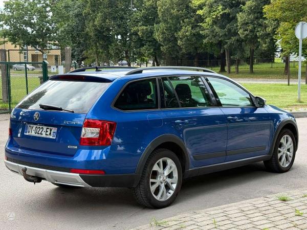 Zils Skoda Octavia Scout 2015 Tauragė, ar dzinēja tilpumu 2.00 L un nobraukumu 300 tūkst. km par 6900 €, foto 6 vietnē AUTOMOTO.COM.LV