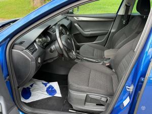 Blue Skoda Octavia Scout 2015 in Taurage, with an engine capacity of 2.00 L and mileage of 300 thousand km for 6900 €, photo 10 on AUTOMOTO.COM.LV