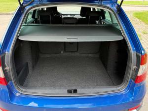 Blue Skoda Octavia Scout 2015 in Taurage, with an engine capacity of 2.00 L and mileage of 300 thousand km for 6900 €, photo 12 on AUTOMOTO.COM.LV