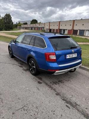 Zils Skoda Octavia Scout 2015 Utena, ar dzinēja tilpumu 2.00 L un nobraukumu 176 tūkst. km par 6990 €, foto 5 vietnē AUTOMOTO.COM.LV