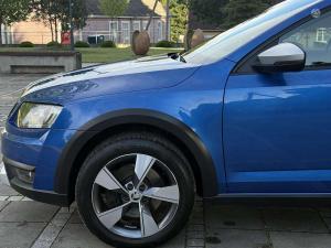 Zils Skoda Octavia Scout 2016 Kauņa, ar dzinēja tilpumu 2.00 L un nobraukumu 281 tūkst. km par 8999 €, foto 4 vietnē AUTOMOTO.COM.LV