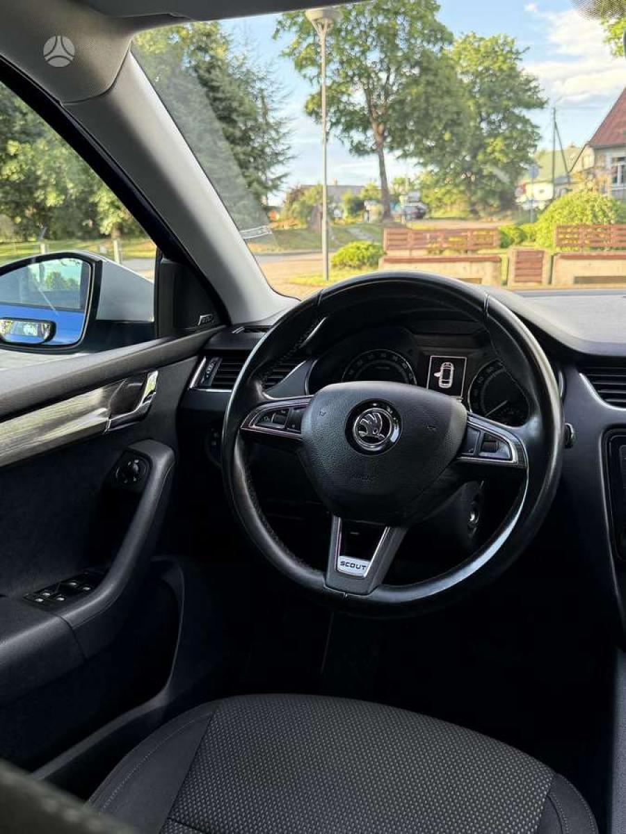 Zils Skoda Octavia Scout 2016 Kauņa, ar dzinēja tilpumu 2.00 L un nobraukumu 281 tūkst. km par 8999 €, foto 15 vietnē AUTOMOTO.COM.LV