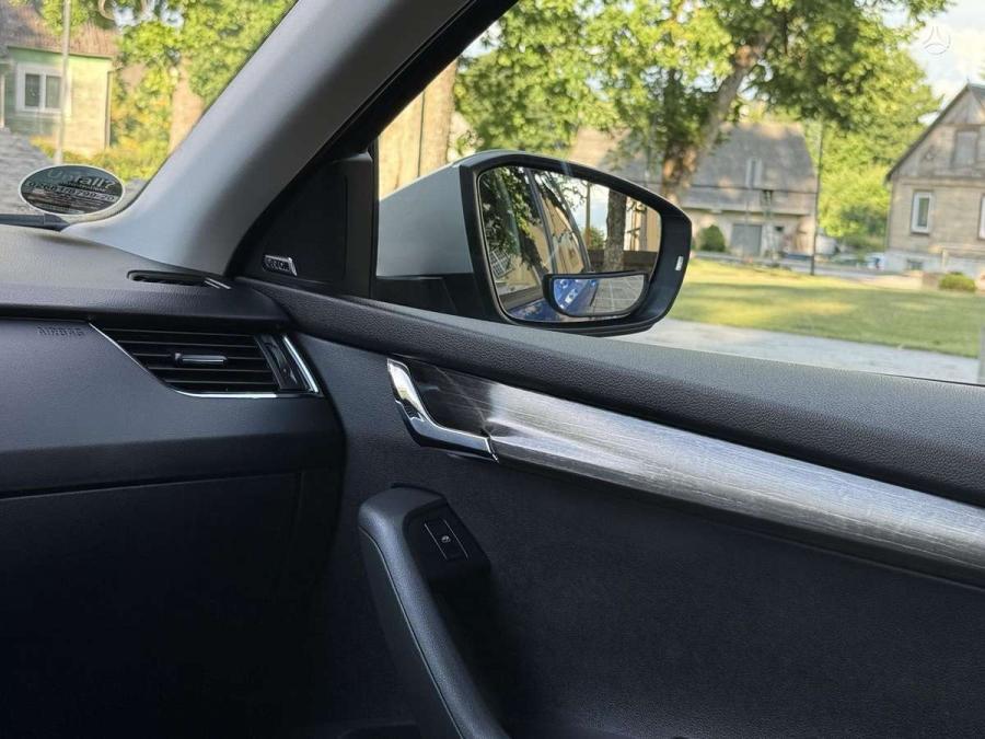 Zils Skoda Octavia Scout 2016 Kauņa, ar dzinēja tilpumu 2.00 L un nobraukumu 281 tūkst. km par 8999 €, foto 19 vietnē AUTOMOTO.COM.LV