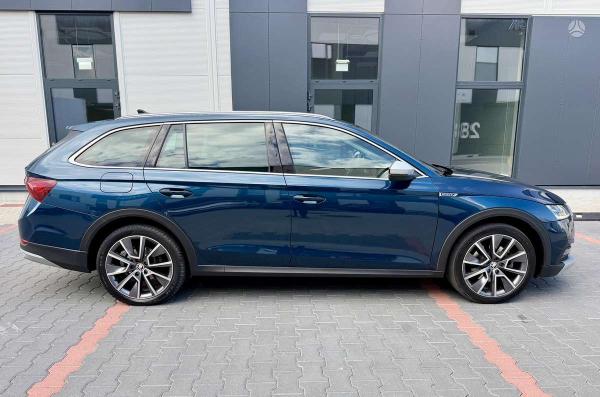Blue Skoda Octavia Scout 2022 in Vilnius, with an engine capacity of 2.00 L and mileage of 229 thousand km for 17850 €, photo 9 on AUTOMOTO.COM.LV