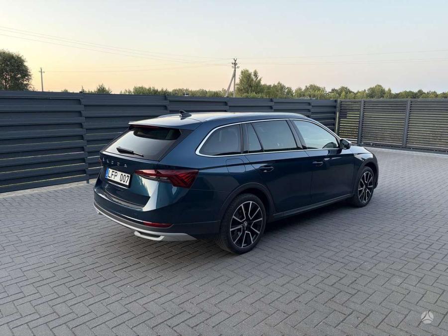 Blue Skoda Octavia Scout 2023 in Salcininkai, with an engine capacity of 1.97 L and mileage of 215 thousand km for 20500 €, photo 8 on AUTOMOTO.COM.LV