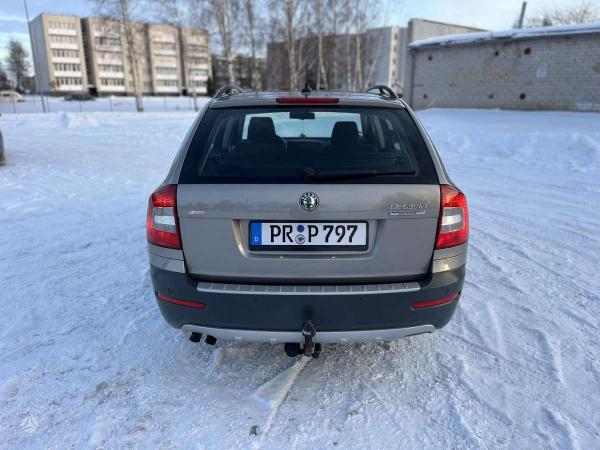 Brūns Skoda Octavia Scout 2009 Vilkaviškis, ar dzinēja tilpumu 2.00 L un nobraukumu 292 tūkst. km par 5700 €, foto 5 vietnē AUTOMOTO.COM.LV