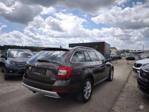 Brūns Skoda Octavia Scout 2015 Viļņa, ar dzinēja tilpumu 2.00 L un nobraukumu 256 tūkst. km par 9650 €, foto 5 vietnē AUTOMOTO.COM.LV