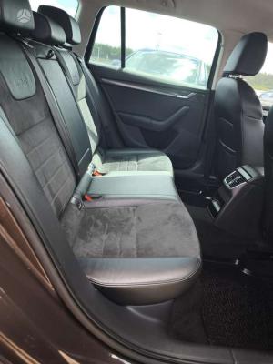 Brūns Skoda Octavia Scout 2015 Viļņa, ar dzinēja tilpumu 2.00 L un nobraukumu 256 tūkst. km par 9650 €, foto 11 vietnē AUTOMOTO.COM.LV