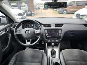 Brūns Skoda Octavia Scout 2015 Viļņa, ar dzinēja tilpumu 2.00 L un nobraukumu 256 tūkst. km par 9650 €, foto 15 vietnē AUTOMOTO.COM.LV
