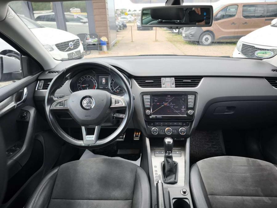 Brūns Skoda Octavia Scout 2015 Viļņa, ar dzinēja tilpumu 2.00 L un nobraukumu 256 tūkst. km par 9650 €, foto 15 vietnē AUTOMOTO.COM.LV