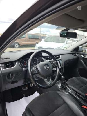 Brūns Skoda Octavia Scout 2015 Viļņa, ar dzinēja tilpumu 2.00 L un nobraukumu 256 tūkst. km par 9650 €, foto 20 vietnē AUTOMOTO.COM.LV