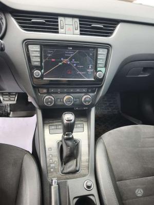 Brūns Skoda Octavia Scout 2015 Viļņa, ar dzinēja tilpumu 2.00 L un nobraukumu 256 tūkst. km par 9650 €, foto 21 vietnē AUTOMOTO.COM.LV
