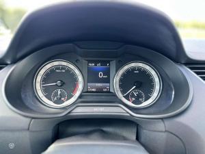 Brown Skoda Octavia Scout 2018 in Kaunas, with an engine capacity of 2.00 L and mileage of 172 thousand km for 13999 €, photo 12 on AUTOMOTO.COM.LV