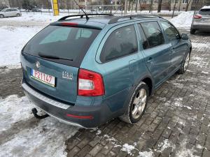 Green Skoda Octavia Scout 2008 in Kaunas, with an engine capacity of 2.00 L and mileage of 336 thousand km for 3200 €, photo 3 on AUTOMOTO.COM.LV