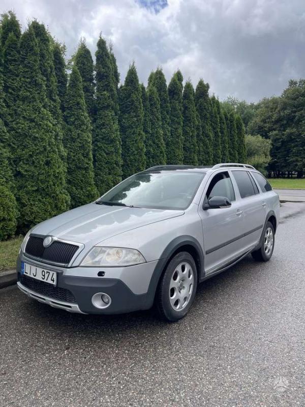 Pelēks Skoda Octavia Scout 2007 Kauņa, ar dzinēja tilpumu 2.00 L un nobraukumu 320 tūkst. km par 1450 €, foto 1 vietnē AUTOMOTO.COM.LV