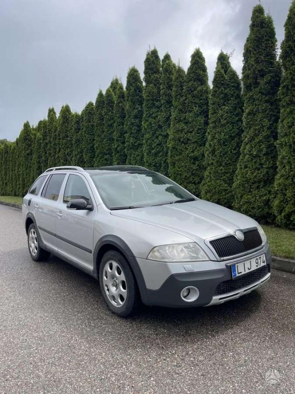 Pelēks Skoda Octavia Scout 2007 Kauņa, ar dzinēja tilpumu 2.00 L un nobraukumu 320 tūkst. km par 1450 €, foto 2 vietnē AUTOMOTO.COM.LV