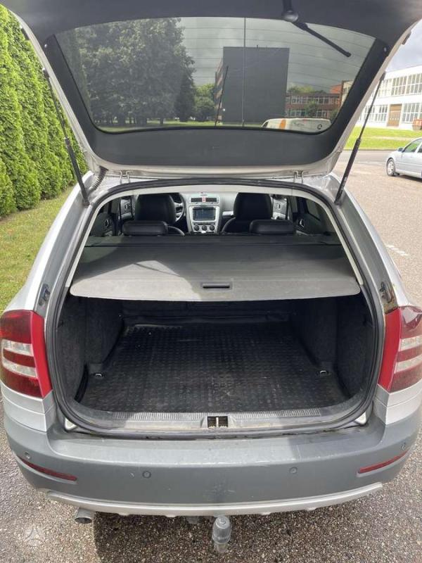 Pelēks Skoda Octavia Scout 2007 Kauņa, ar dzinēja tilpumu 2.00 L un nobraukumu 320 tūkst. km par 1450 €, foto 7 vietnē AUTOMOTO.COM.LV