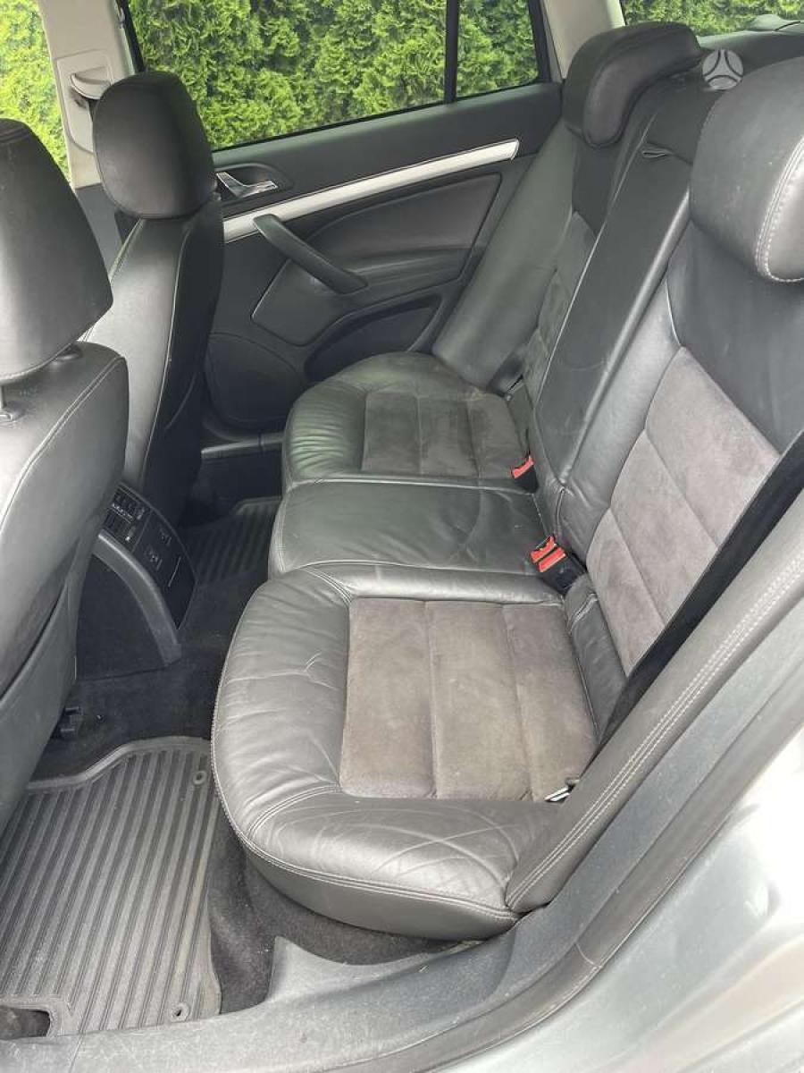 Grey Skoda Octavia Scout 2007 in Kaunas, with an engine capacity of 2.00 L and mileage of 320 thousand km for 1450 €, photo 11 on AUTOMOTO.COM.LV