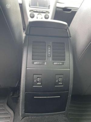 Grey Skoda Octavia Scout 2007 in Kaunas, with an engine capacity of 2.00 L and mileage of 320 thousand km for 1450 €, photo 12 on AUTOMOTO.COM.LV