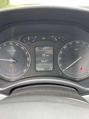 Grey Skoda Octavia Scout 2007 in Kaunas, with an engine capacity of 2.00 L and mileage of 320 thousand km for 1450 €, photo 14 on AUTOMOTO.COM.LV