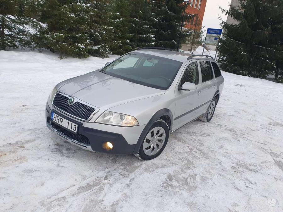 Pelēks Skoda Octavia Scout 2008 Vilkaviškis, ar dzinēja tilpumu 2.00 L un nobraukumu 330 tūkst. km par 1700 €, foto 1 vietnē AUTOMOTO.COM.LV