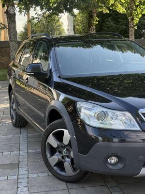 Pelēks Skoda Octavia Scout 2012 Viļņa, ar dzinēja tilpumu 2.00 L un nobraukumu 285 tūkst. km par 4950 €, foto 29 vietnē AUTOMOTO.COM.LV