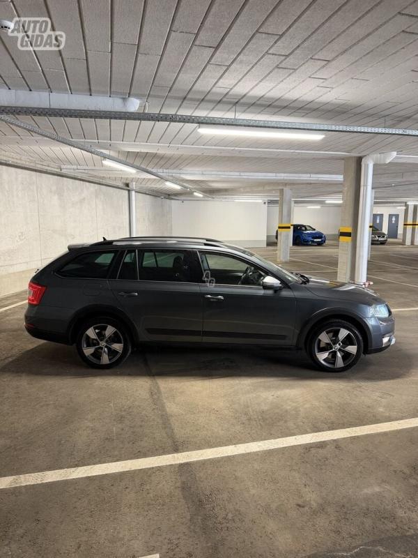 Pelēks Skoda Octavia Scout 2015 Viļņa, ar dzinēja tilpumu 2.00 L un nobraukumu 252 tūkst. km par 8000 €, foto 5 vietnē AUTOMOTO.COM.LV