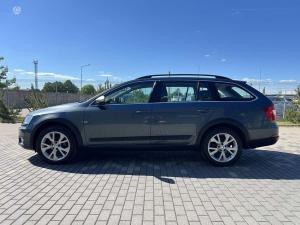 Grey Skoda Octavia Scout 2015 in Siauliai, with an engine capacity of 1.97 L and mileage of 241 thousand km for 8700 €, photo 6 on AUTOMOTO.COM.LV