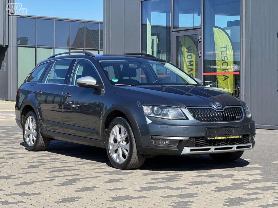 Grey Skoda Octavia Scout 2015 in Siauliai, with an engine capacity of 2.00 L and mileage of 241 thousand km for 8700 €, photo 3 on AUTOMOTO.COM.LV