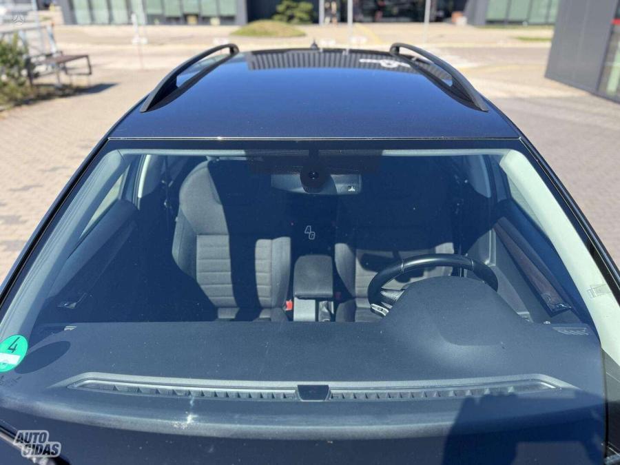 Grey Skoda Octavia Scout 2015 in Siauliai, with an engine capacity of 2.00 L and mileage of 241 thousand km for 8700 €, photo 12 on AUTOMOTO.COM.LV