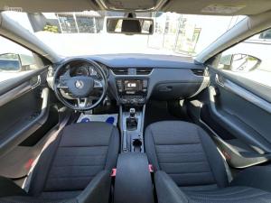 Grey Skoda Octavia Scout 2015 in Siauliai, with an engine capacity of 2.00 L and mileage of 241 thousand km for 8700 €, photo 16 on AUTOMOTO.COM.LV