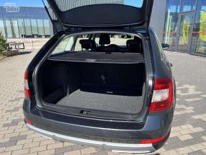 Grey Skoda Octavia Scout 2015 in Siauliai, with an engine capacity of 2.00 L and mileage of 241 thousand km for 8700 €, photo 22 on AUTOMOTO.COM.LV