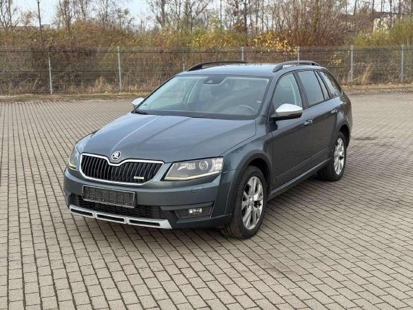 Pelēks Skoda Octavia Scout 2016 Marijampole, ar dzinēja tilpumu 1.97 L un nobraukumu 310 tūkst. km par 6700 €, foto 1 vietnē AUTOMOTO.COM.LV