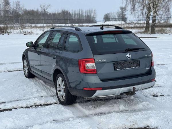 Pelēks Skoda Octavia Scout 2016 Marijampole, ar dzinēja tilpumu 1.97 L un nobraukumu 310 tūkst. km par 6600 €, foto 3 vietnē AUTOMOTO.COM.LV