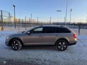 Pelēks Skoda Octavia Scout 2016 Jonava, ar dzinēja tilpumu 2.00 L un nobraukumu 279 tūkst. km par 8799 €, foto 7 vietnē AUTOMOTO.COM.LV
