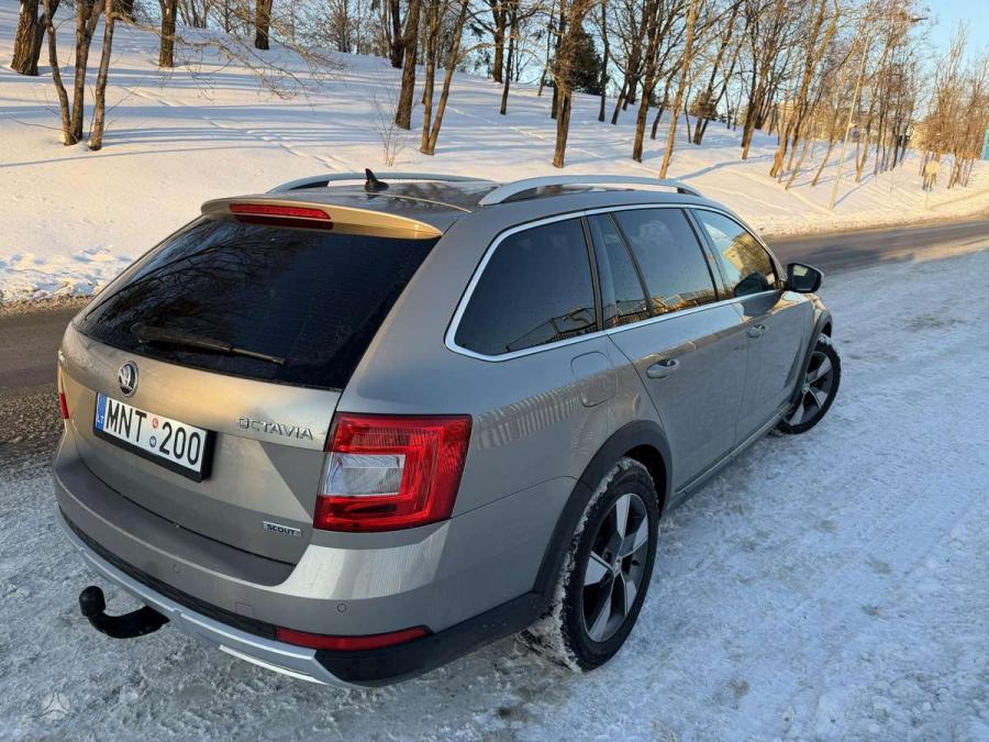 Pelēks Skoda Octavia Scout 2016 Jonava, ar dzinēja tilpumu 2.00 L un nobraukumu 279 tūkst. km par 8799 €, foto 9 vietnē AUTOMOTO.COM.LV