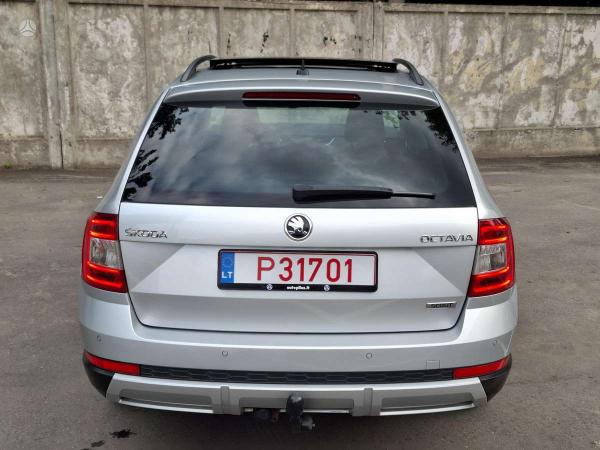 Pelēks Skoda Octavia Scout 2016 Viļņa, ar dzinēja tilpumu 2.00 L un nobraukumu 171 tūkst. km par 10500 €, foto 7 vietnē AUTOMOTO.COM.LV