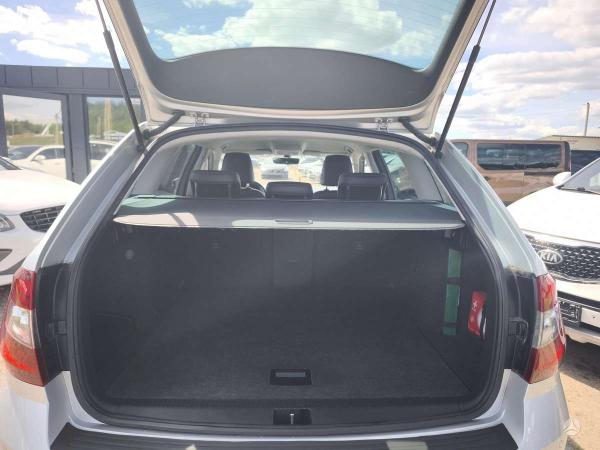 Pelēks Skoda Octavia Scout 2017 Viļņa, ar dzinēja tilpumu 2.00 L un nobraukumu 214 tūkst. km par 12500 €, foto 8 vietnē AUTOMOTO.COM.LV