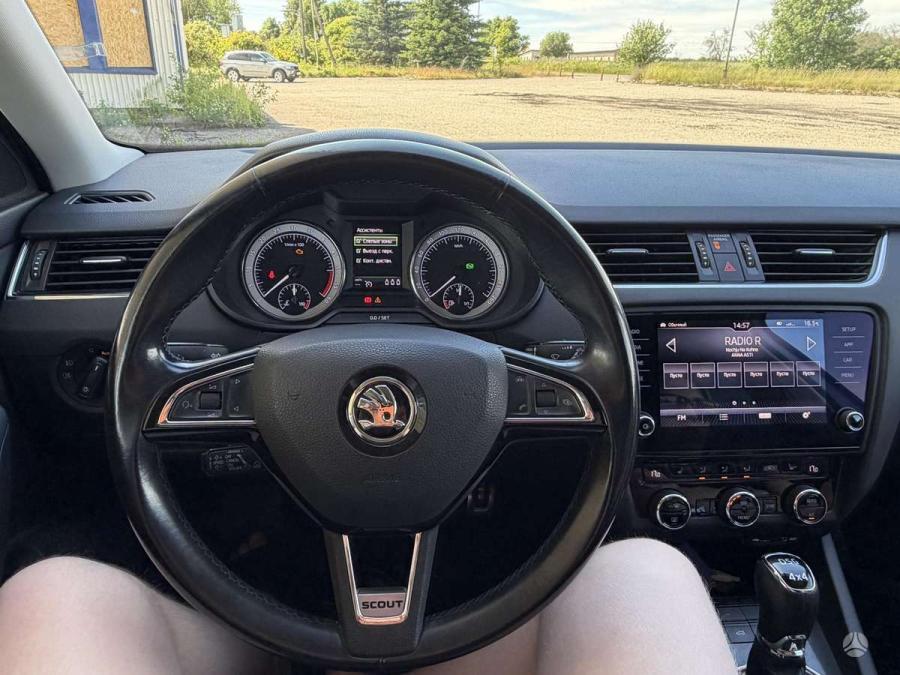 Pelēks Skoda Octavia Scout 2017 Šalčininkai, ar dzinēja tilpumu 2.00 L un nobraukumu 300 tūkst. km par 10999 €, foto 11 vietnē AUTOMOTO.COM.LV