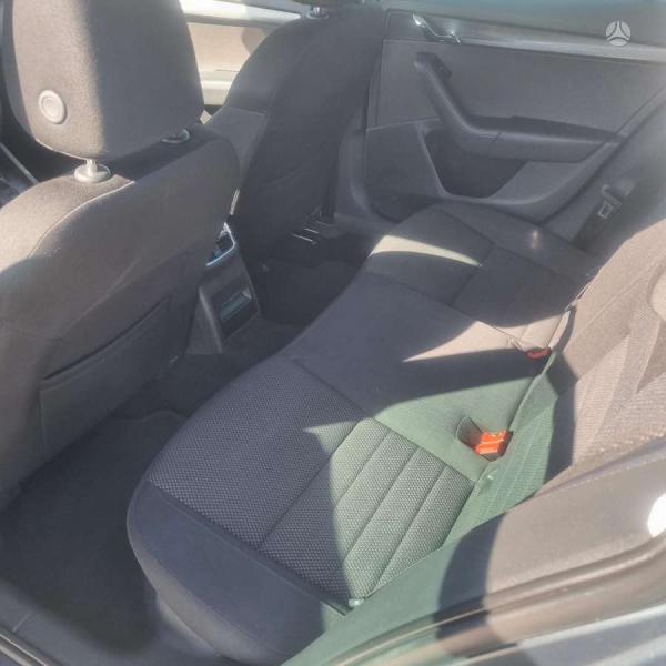Grey Skoda Octavia Scout 2017 in Taurage, with an engine capacity of 2.00 L and mileage of 324 thousand km for 8300 €, photo 6 on AUTOMOTO.COM.LV
