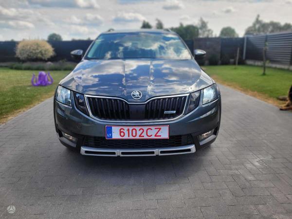 Pelēks Skoda Octavia Scout 2018 Šalčininkai, ar dzinēja tilpumu 2.00 L un nobraukumu 190 tūkst. km par 11850 €, foto 2 vietnē AUTOMOTO.COM.LV