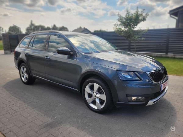 Pelēks Skoda Octavia Scout 2018 Šalčininkai, ar dzinēja tilpumu 2.00 L un nobraukumu 190 tūkst. km par 11850 €, foto 5 vietnē AUTOMOTO.COM.LV