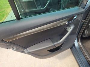 Grey Skoda Octavia Scout 2018 in Salcininkai, with an engine capacity of 2.00 L and mileage of 190 thousand km for 11850 €, photo 14 on AUTOMOTO.COM.LV