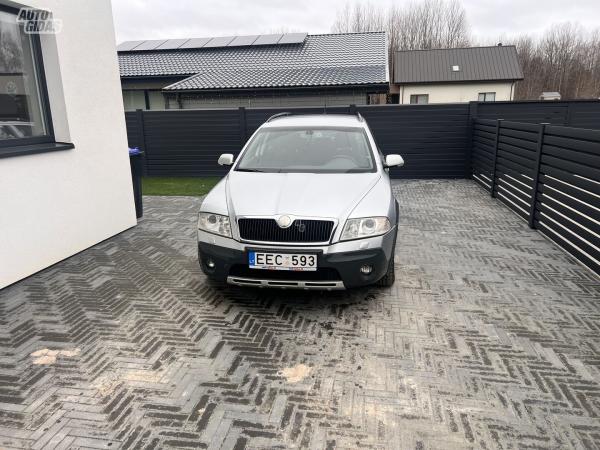 Skoda Octavia Scout 2008 Plungė, ar dzinēja tilpumu 2.00 L un nobraukumu 310 tūkst. km par 2200 €, foto 2 vietnē AUTOMOTO.COM.LV