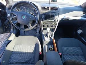 Skoda Octavia Scout 2008 in Vilnius, with an engine capacity of 2.00 L and mileage of 437 thousand km for 3000 €, photo 8 on AUTOMOTO.COM.LV