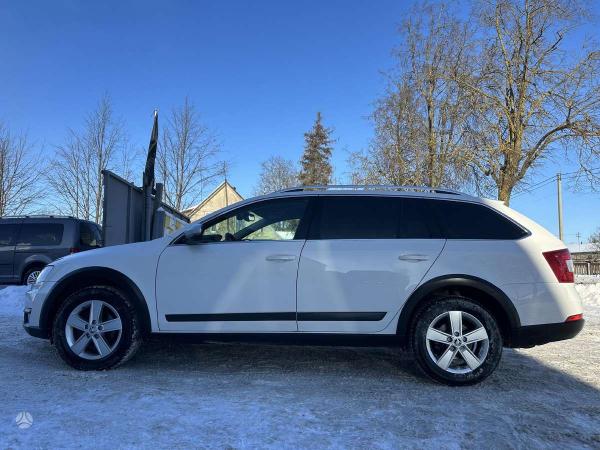 Balts Skoda Octavia Scout 2015 Šauļi, ar dzinēja tilpumu 2.00 L un nobraukumu 230 tūkst. km par 7500 €, foto 7 vietnē AUTOMOTO.COM.LV