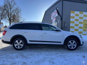 White Skoda Octavia Scout 2015 in Siauliai, with an engine capacity of 2.00 L and mileage of 230 thousand km for 7500 €, photo 8 on AUTOMOTO.COM.LV