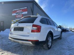 White Skoda Octavia Scout 2015 in Siauliai, with an engine capacity of 2.00 L and mileage of 230 thousand km for 7500 €, photo 11 on AUTOMOTO.COM.LV