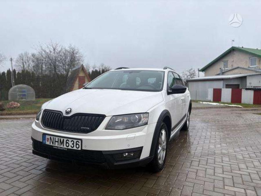 White Skoda Octavia Scout 2015 in Marijampole, with an engine capacity of 2.00 L and mileage of 185 thousand km for 9450 €, photo 1 on AUTOMOTO.COM.LV