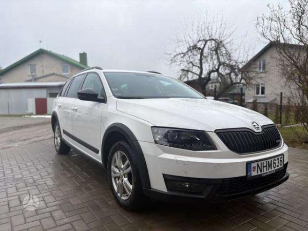 Balts Skoda Octavia Scout 2015 Marijampole, ar dzinēja tilpumu 2.00 L un nobraukumu 185 tūkst. km par 9450 €, foto 2 vietnē AUTOMOTO.COM.LV